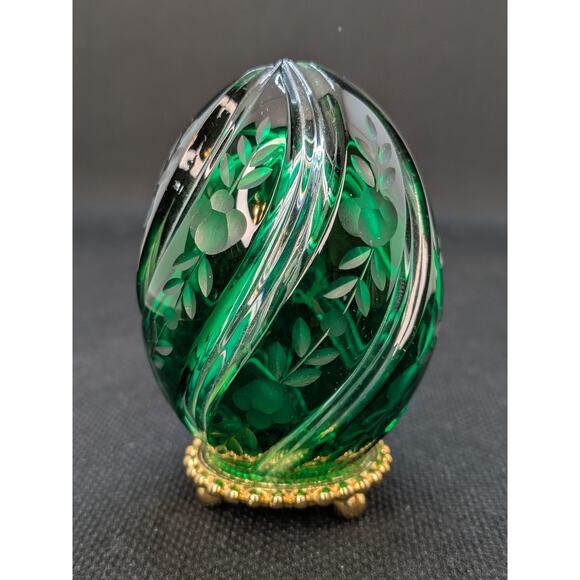 Faberge | Accents | Faberge Primrose Swirl Emerald Green Cut To Clear ...